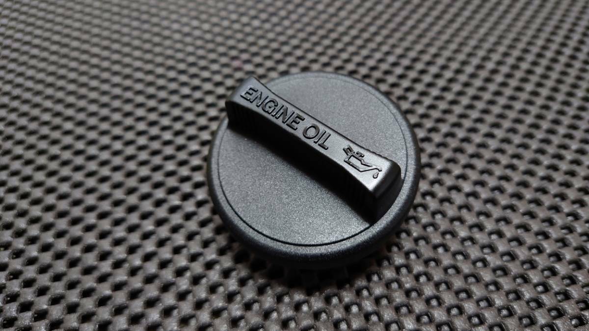Toyota Genuine AE86 Oil Filler Cap 20 Valve 4AG 5valve AE101/AE111 Fed ...