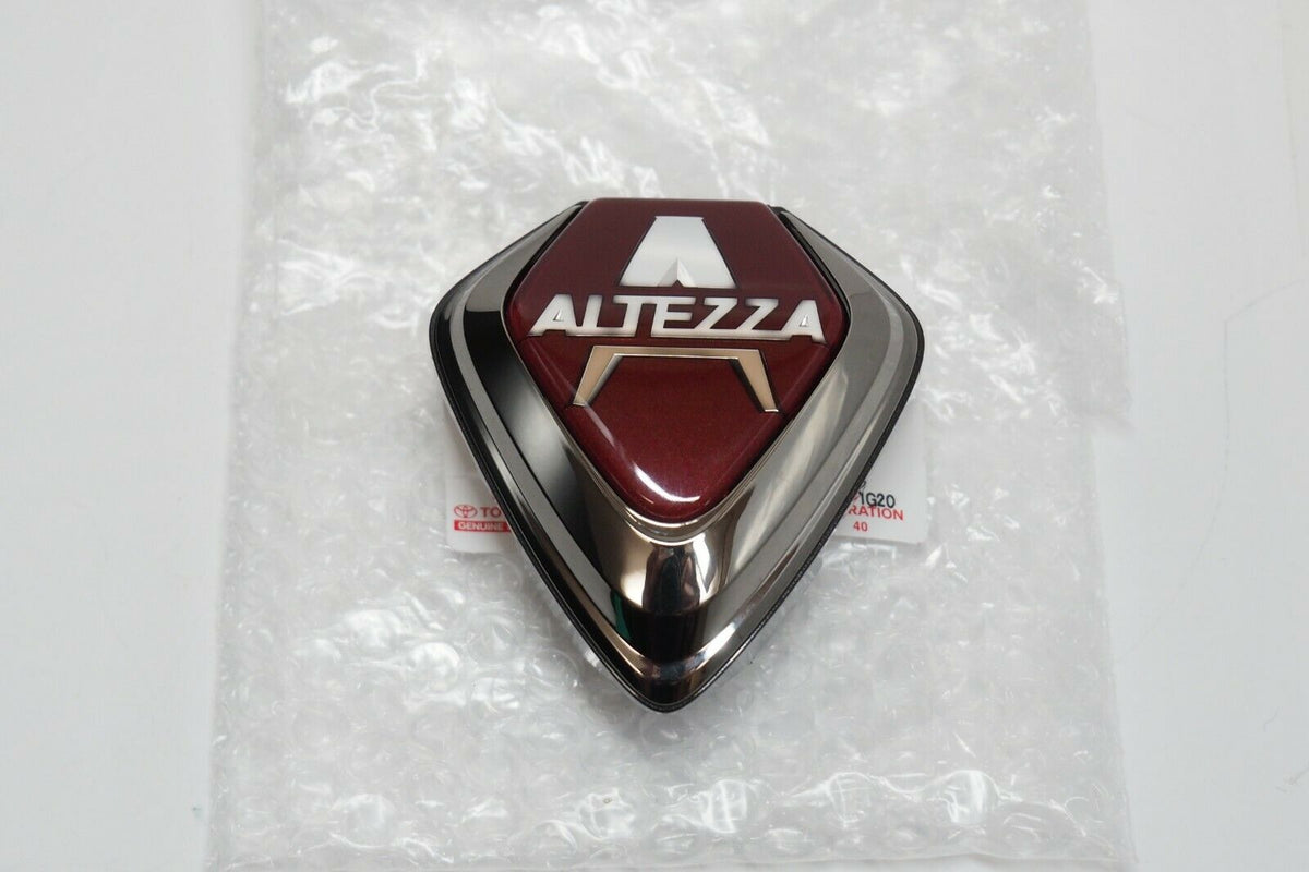 Toyota Genuine 2000-05 Altezza Lexus IS300 Front Grill Emblem Red Badg ...